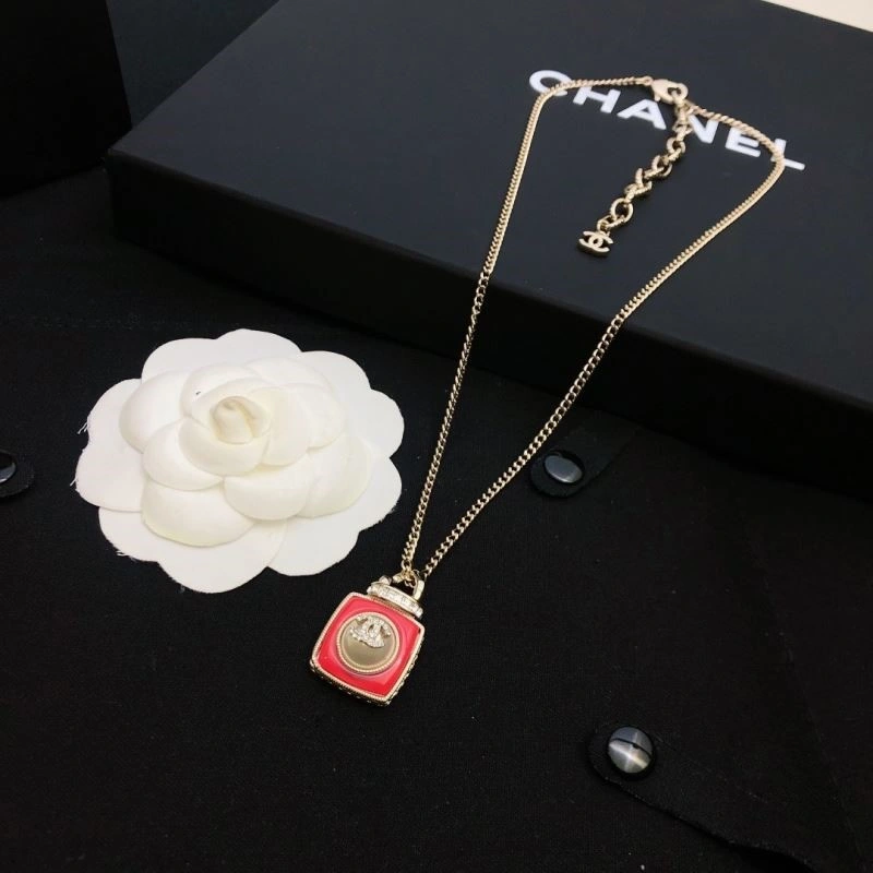 Legit Chanel Necklaces