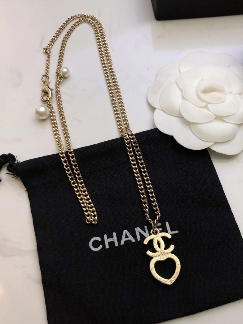 Cut-rate Chanel Necklaces