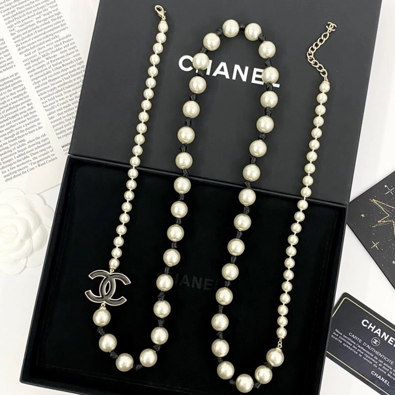 Accurate model Chanel Necklaces