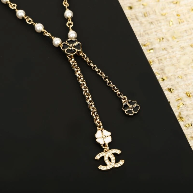 Accurate model Chanel Necklaces