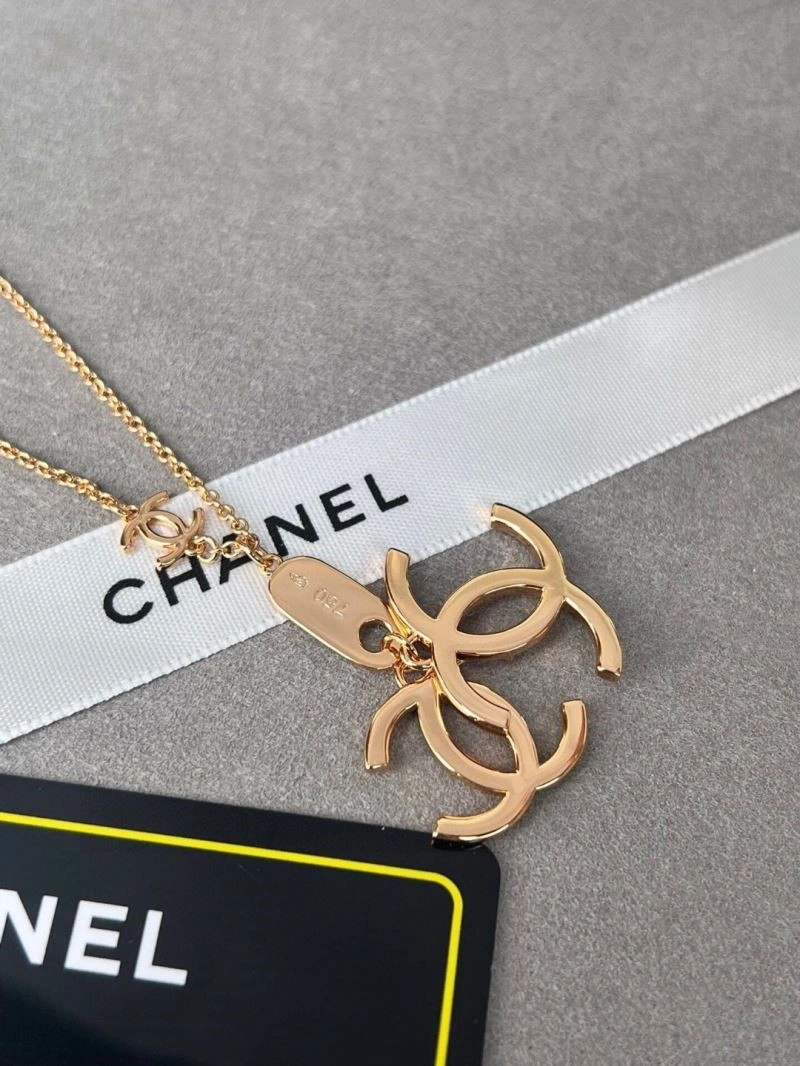 Accurate model Chanel Necklaces