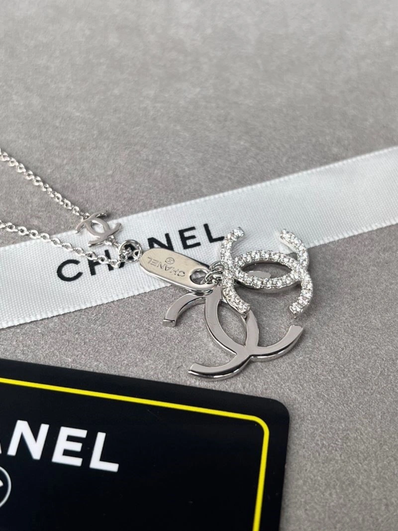 Indistinguishable Chanel Necklaces