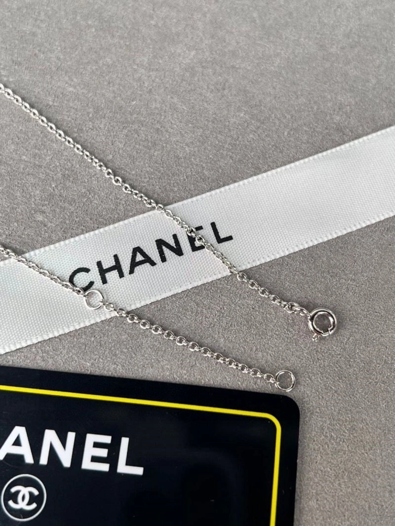Indistinguishable Chanel Necklaces