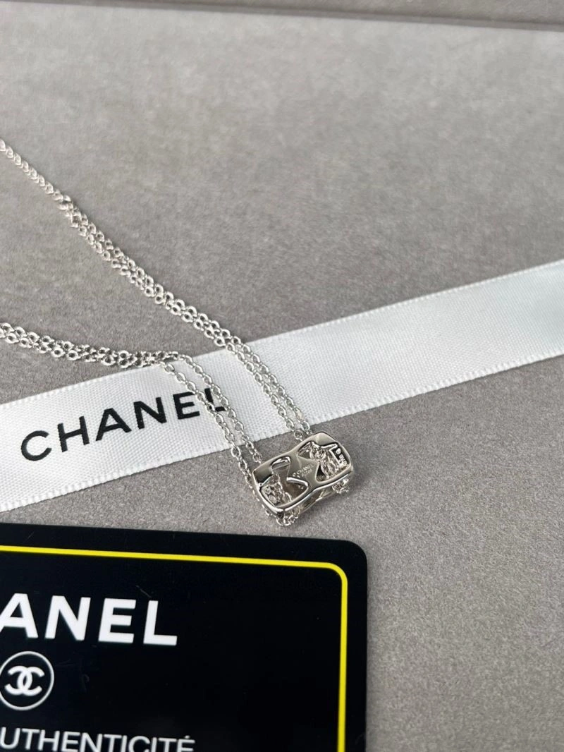 Inexpensive Chanel Necklaces