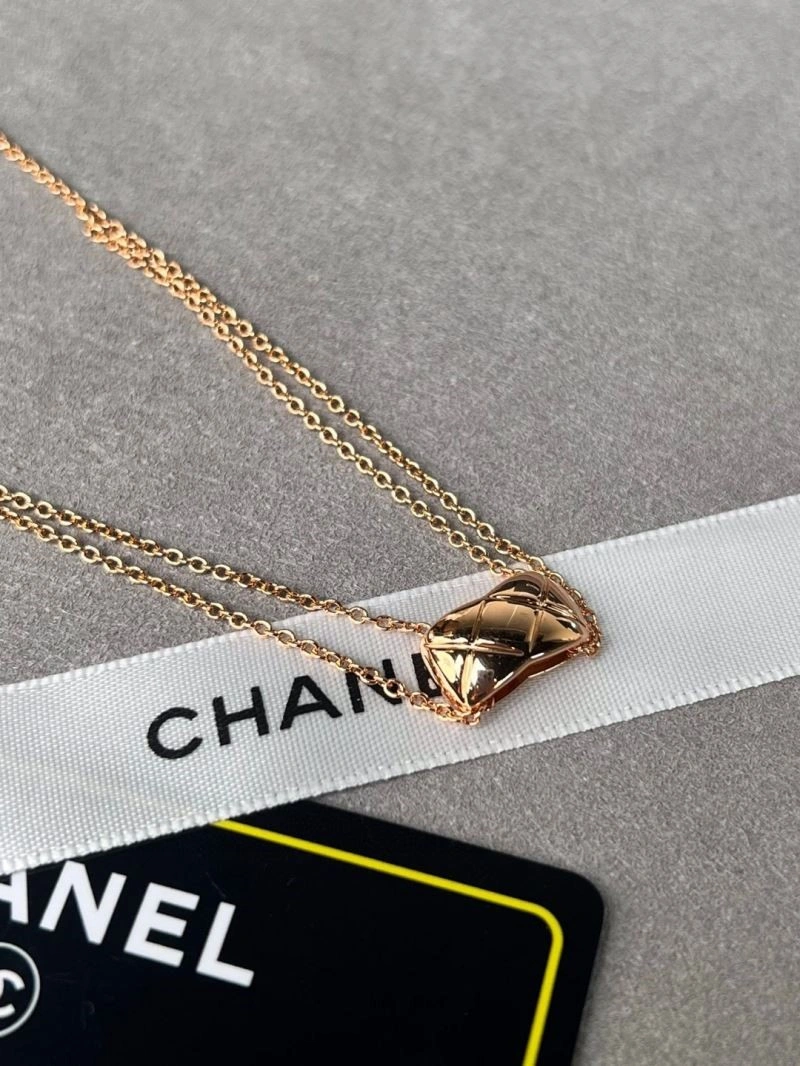 Original Chanel Necklaces