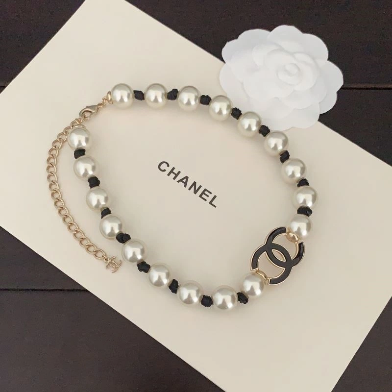 Accurate model Chanel Necklaces