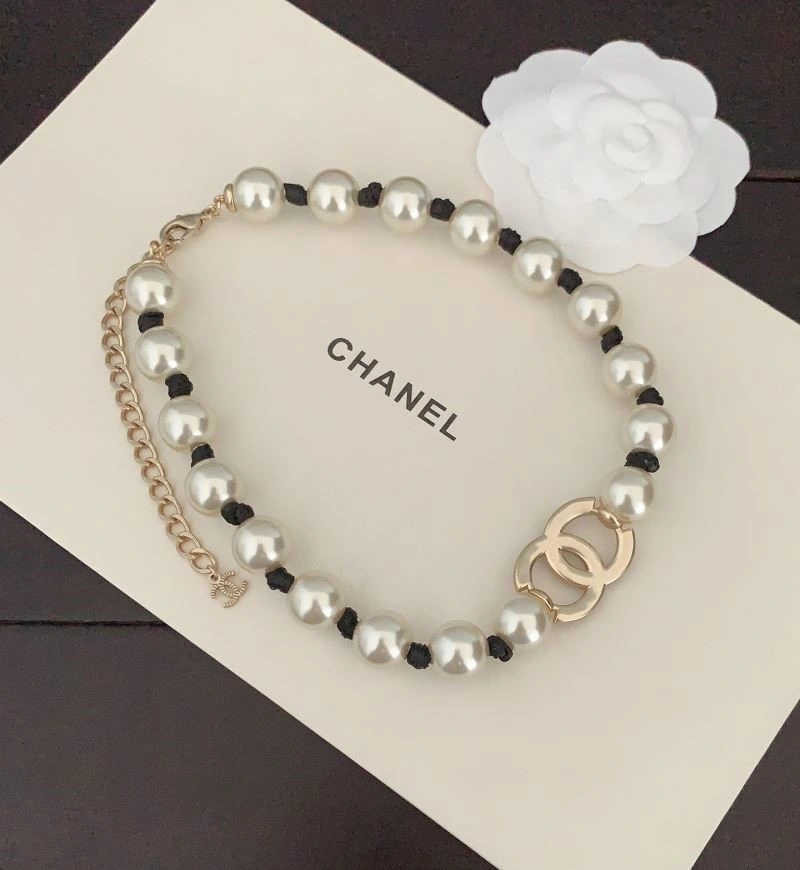 Accurate model Chanel Necklaces