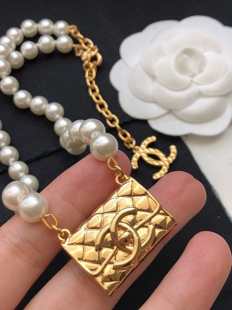 Original Chanel Necklaces