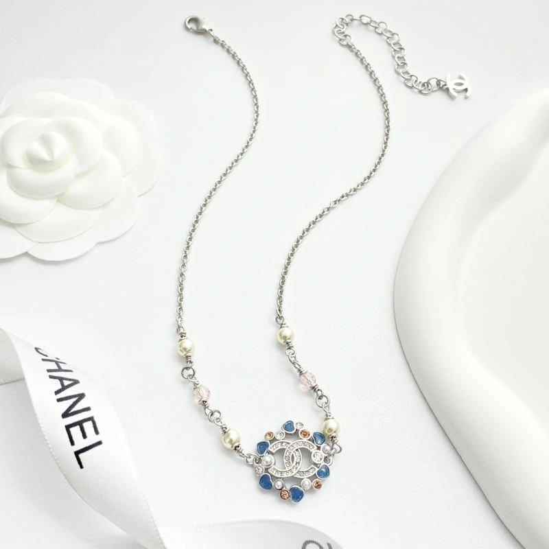 Bargain Chanel Necklaces