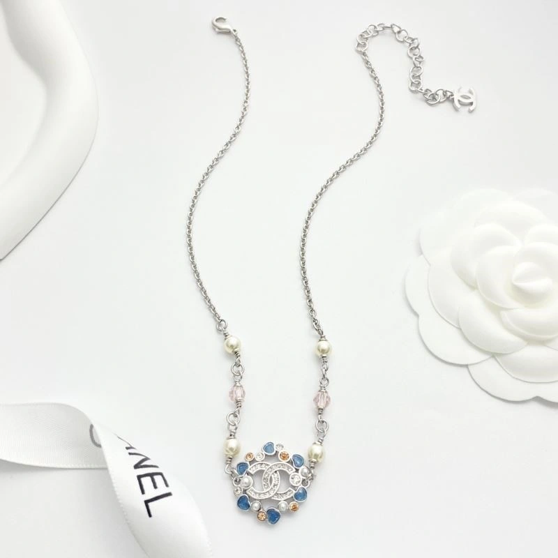 Bargain Chanel Necklaces