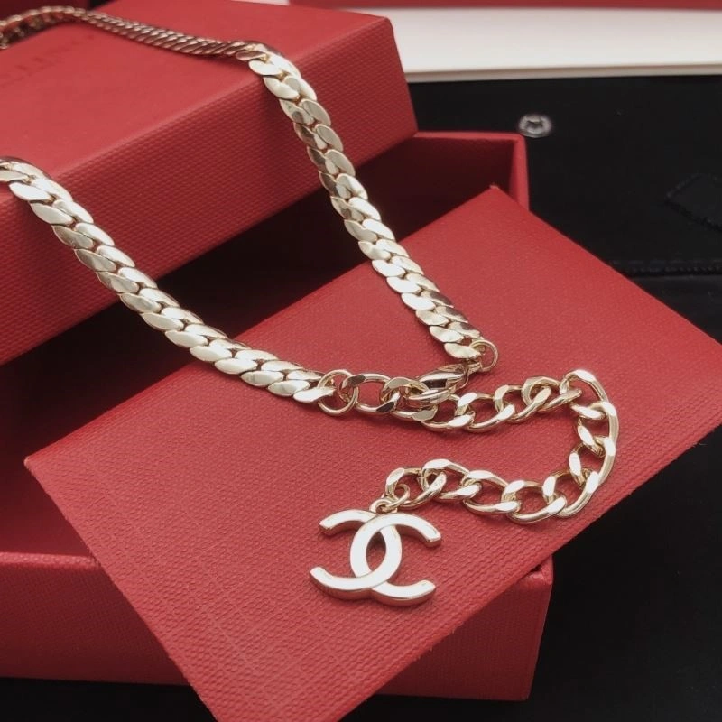 Bargain Chanel Necklaces