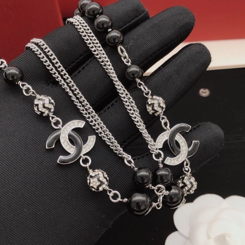 Bargain Chanel Necklaces