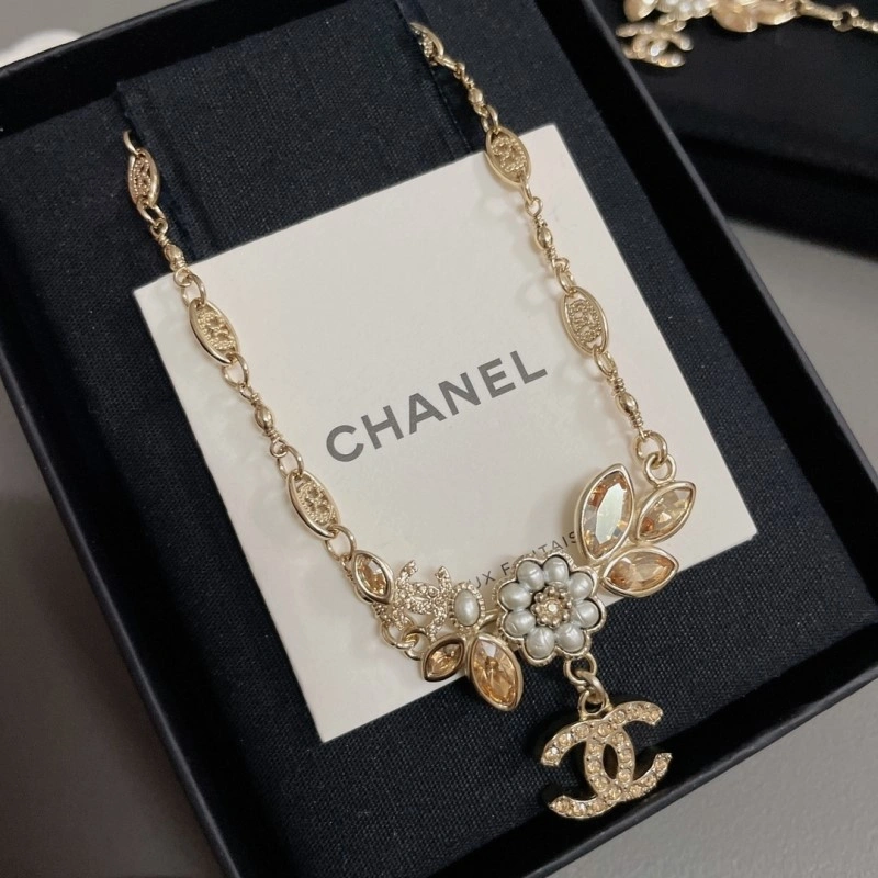 Low-cost Chanel Necklaces