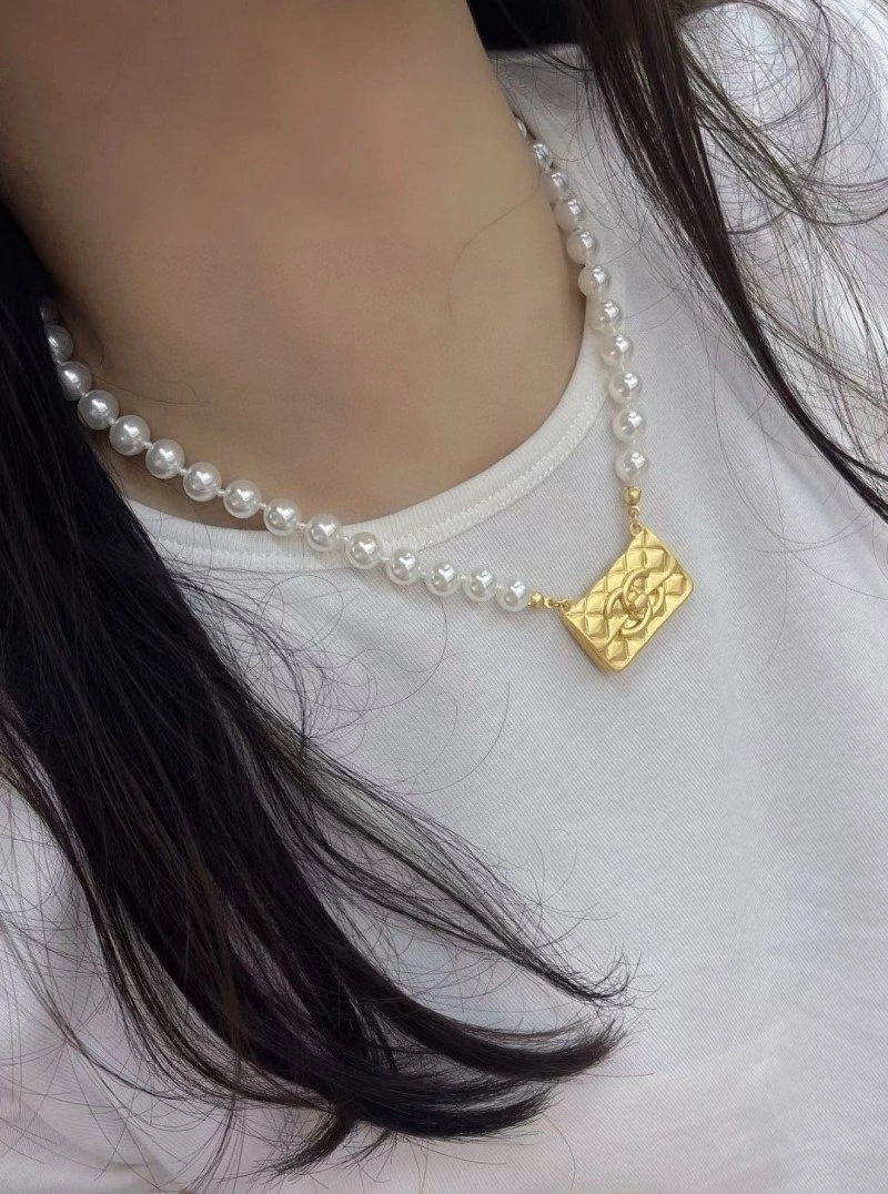 Exact replica Chanel Necklaces