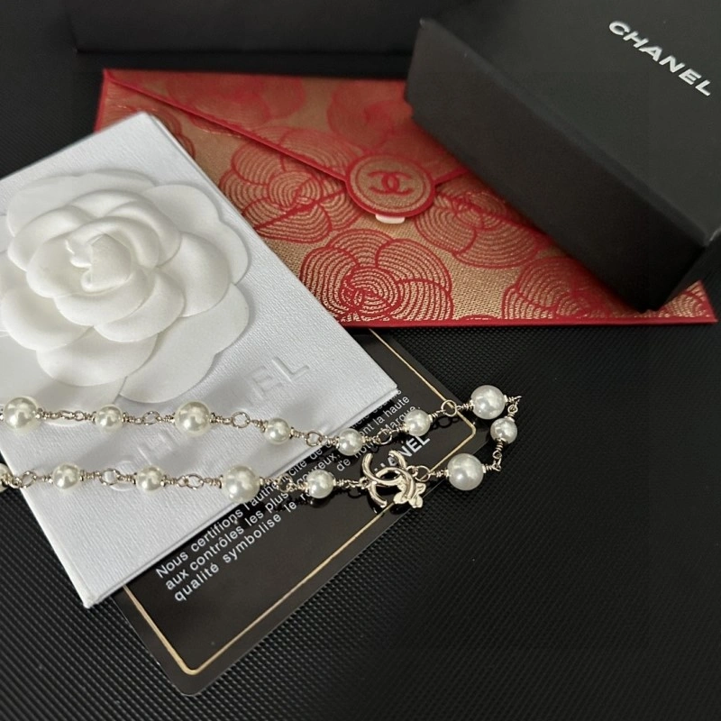 Cut-rate Chanel Necklaces