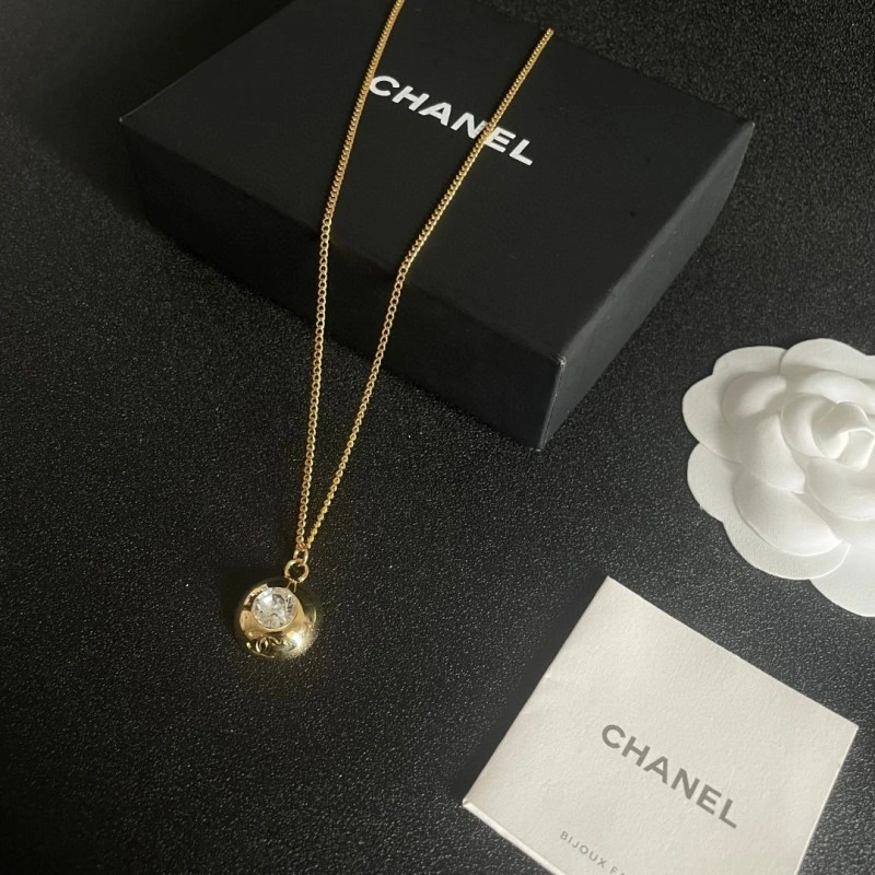 Brand-authenticated Chanel Necklaces