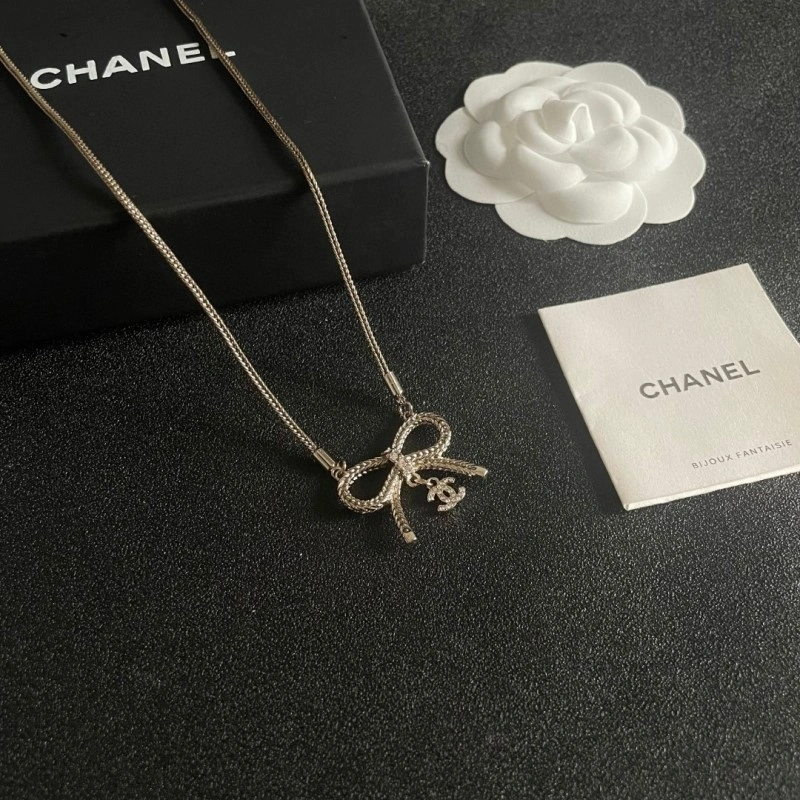 Brand-authenticated Chanel Necklaces