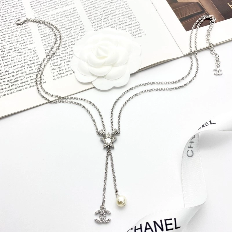 Top match Chanel Necklaces