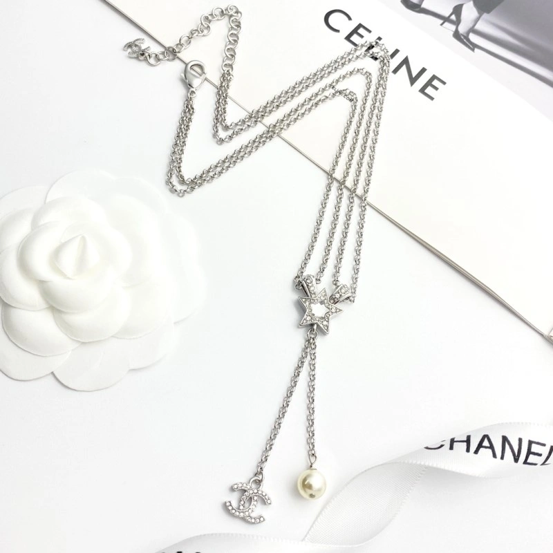 Top match Chanel Necklaces