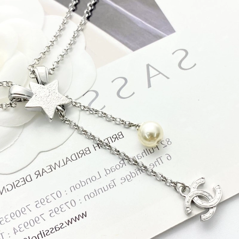 Top match Chanel Necklaces