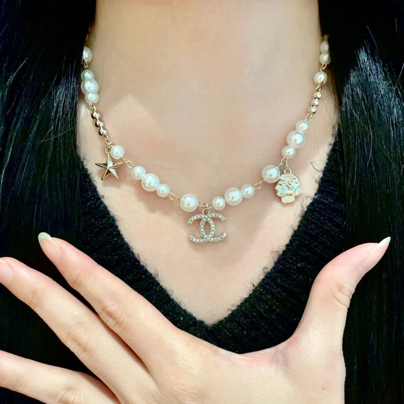 Cut-rate Chanel Necklaces