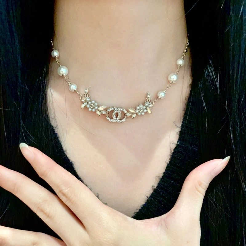 Top match Chanel Necklaces