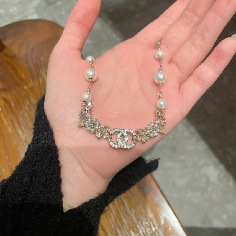 Top match Chanel Necklaces