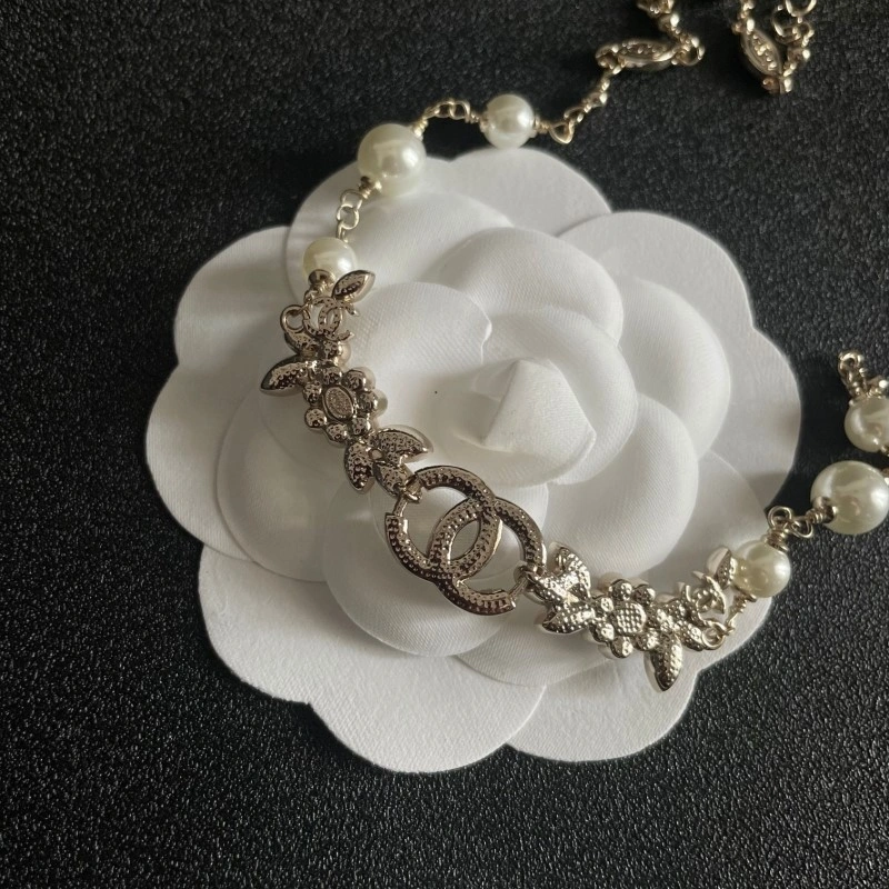 Top match Chanel Necklaces