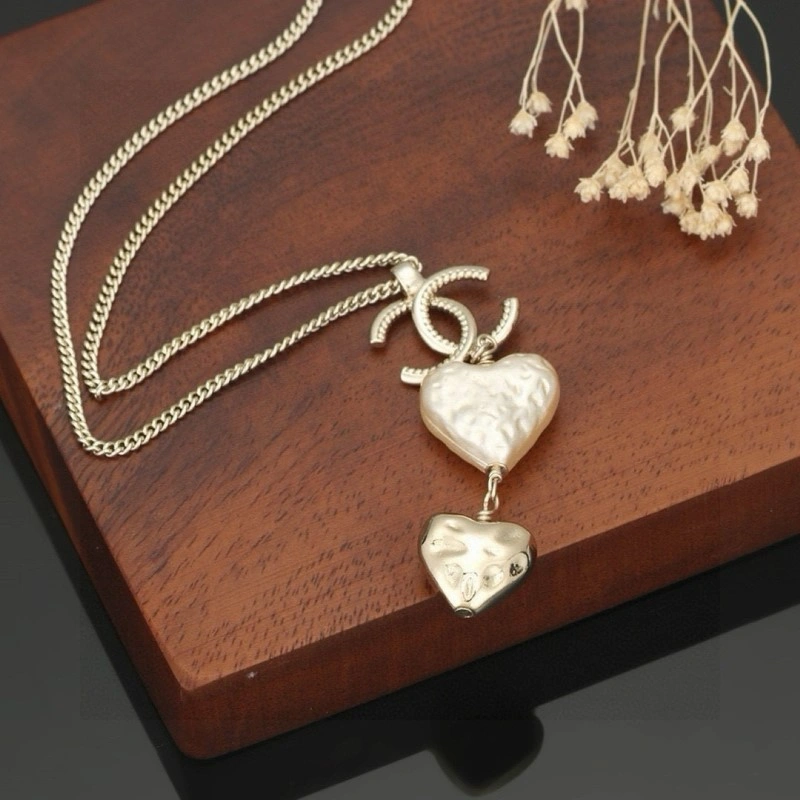 Low-cost Chanel Necklaces