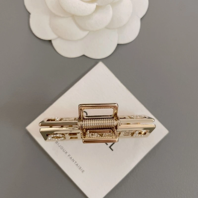 Low-cost Chanel Necklaces