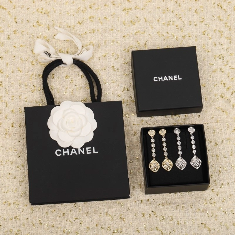 Chanel Necklaces