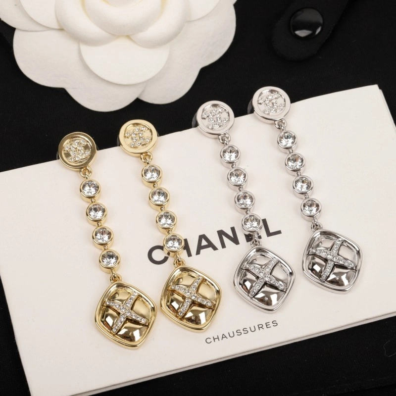 Brand-authenticated Chanel Necklaces