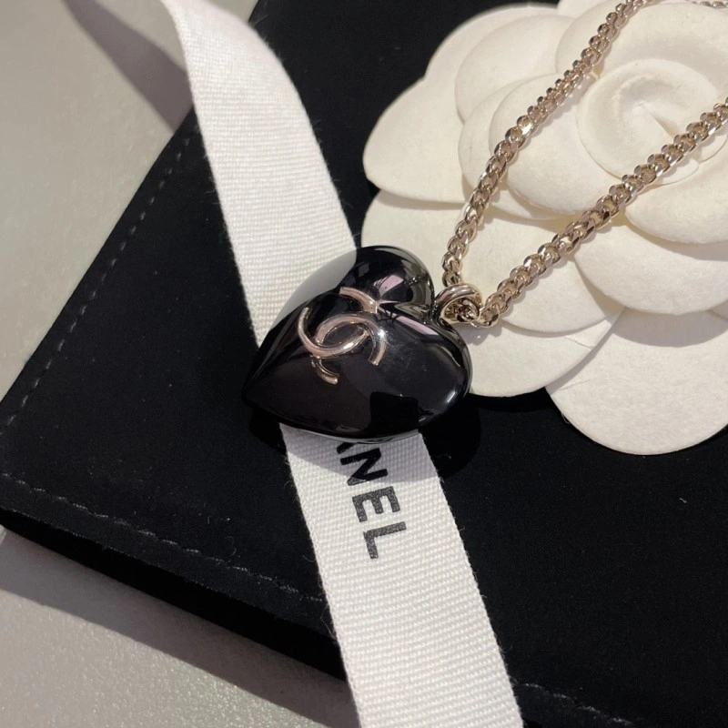 Accurate model Chanel Necklaces
