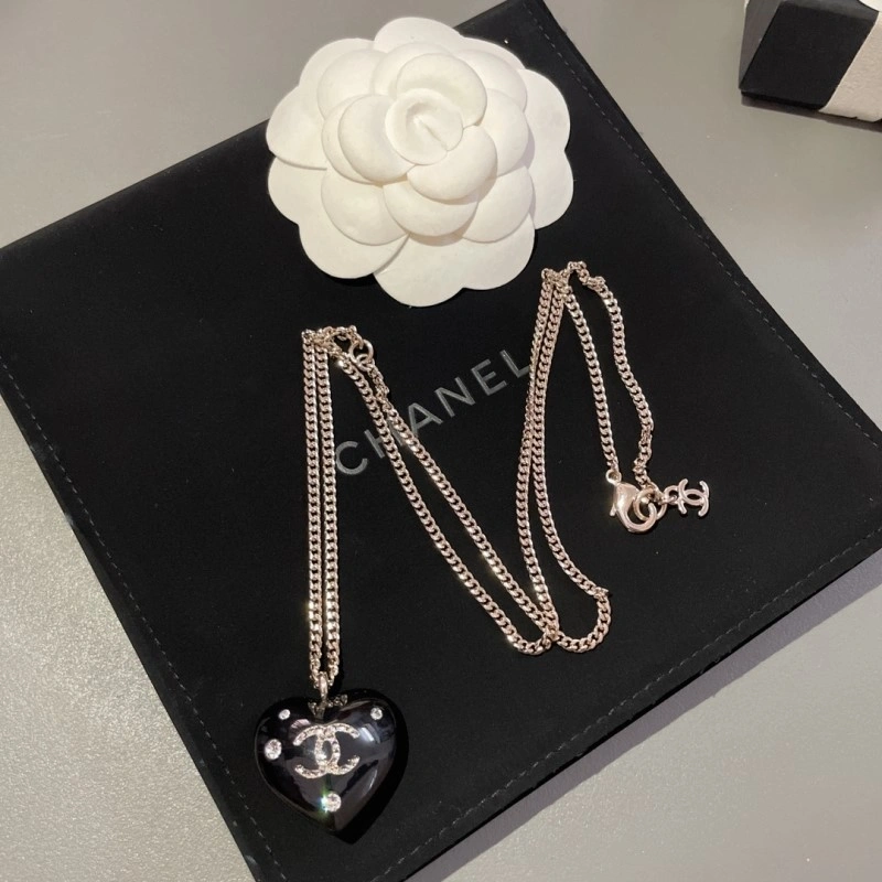 Accurate model Chanel Necklaces