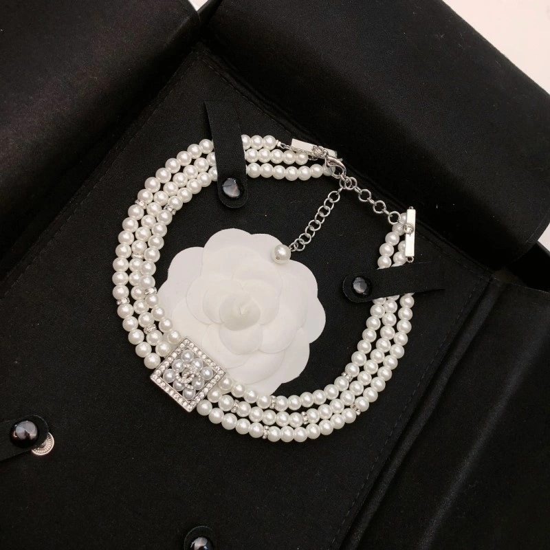 Top match Chanel Necklaces