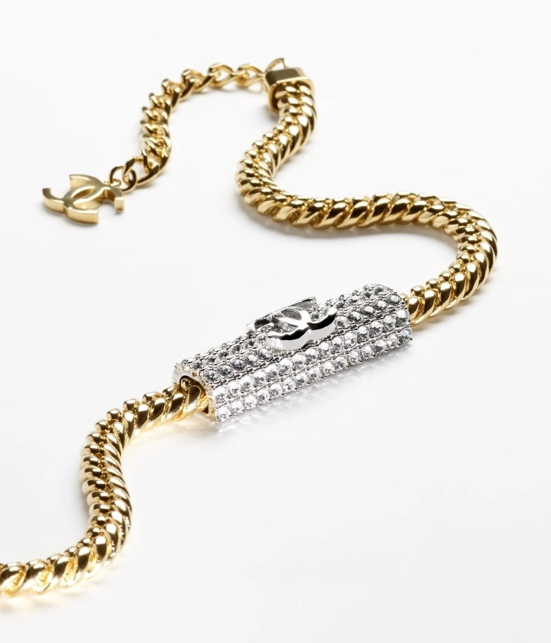 Cut-rate Chanel Necklaces