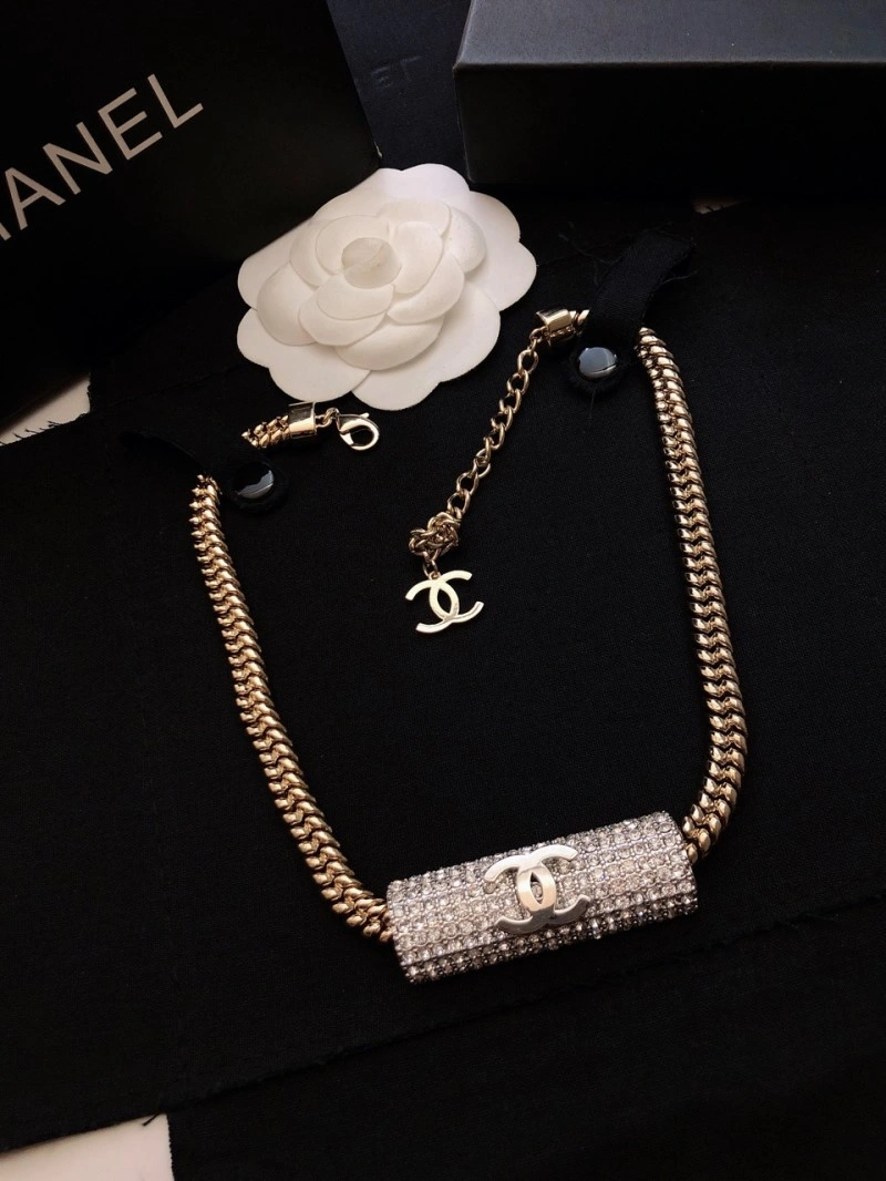 Cut-rate Chanel Necklaces