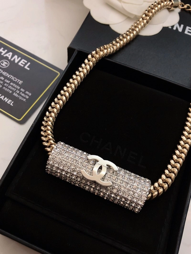 Cut-rate Chanel Necklaces