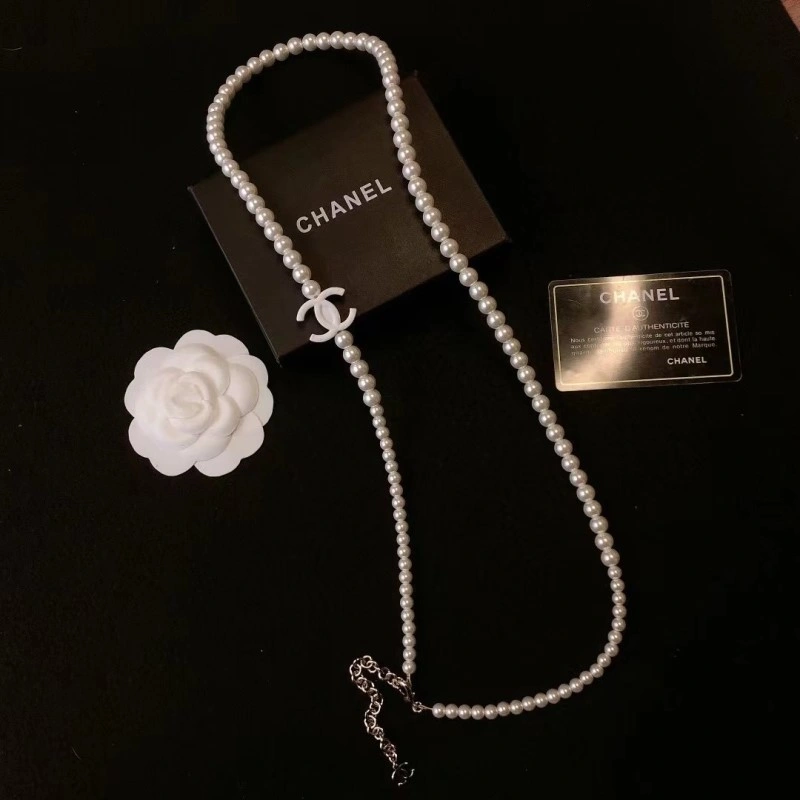 Cut-rate Chanel Necklaces