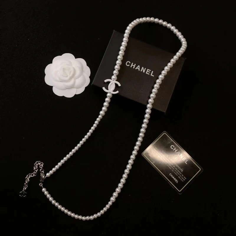 Cut-rate Chanel Necklaces