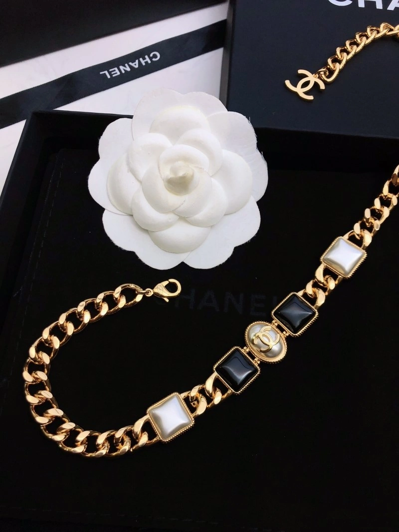 1:1 copy Chanel Necklaces