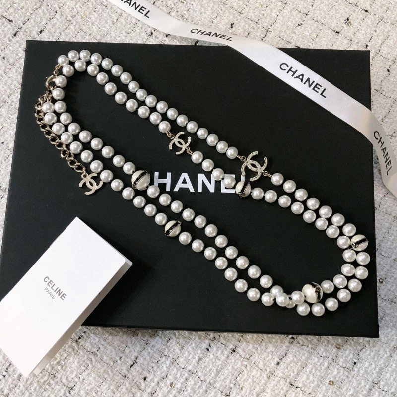 Cut-rate Chanel Necklaces