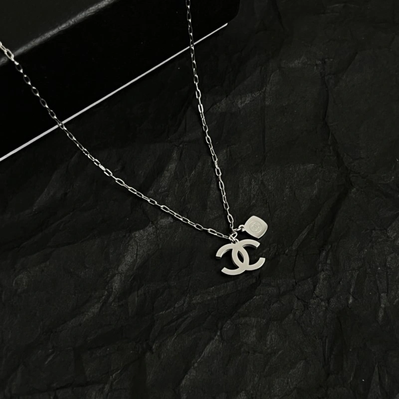 Brand-original Chanel Necklaces