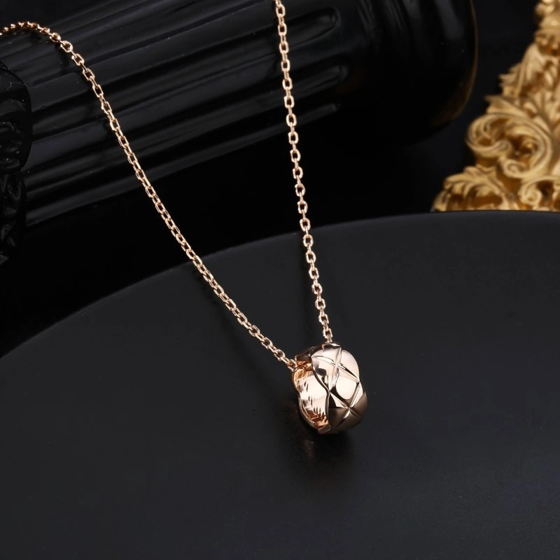 Original Chanel Necklaces