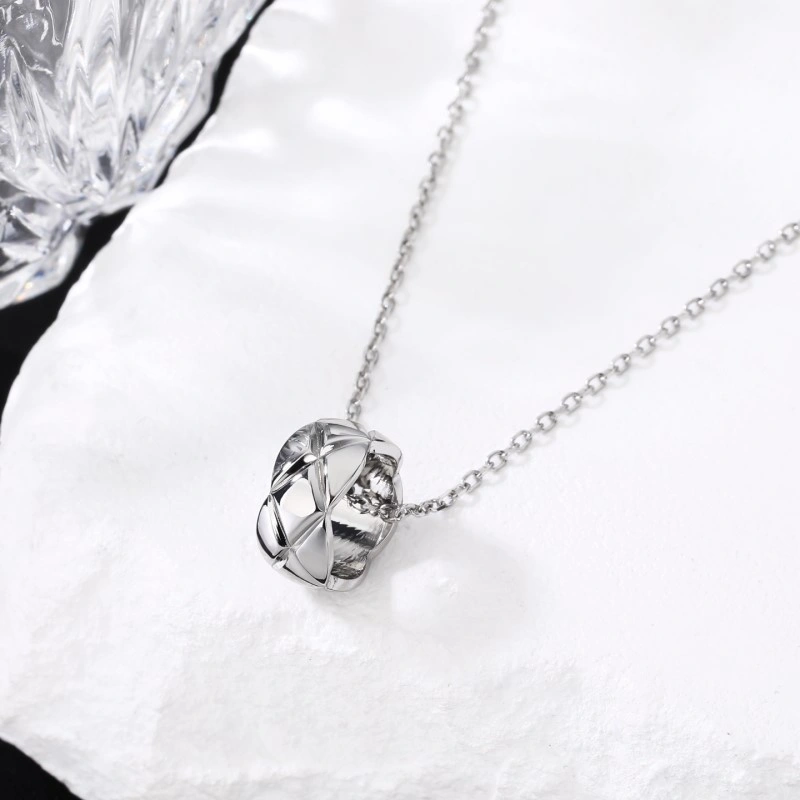 Original Chanel Necklaces