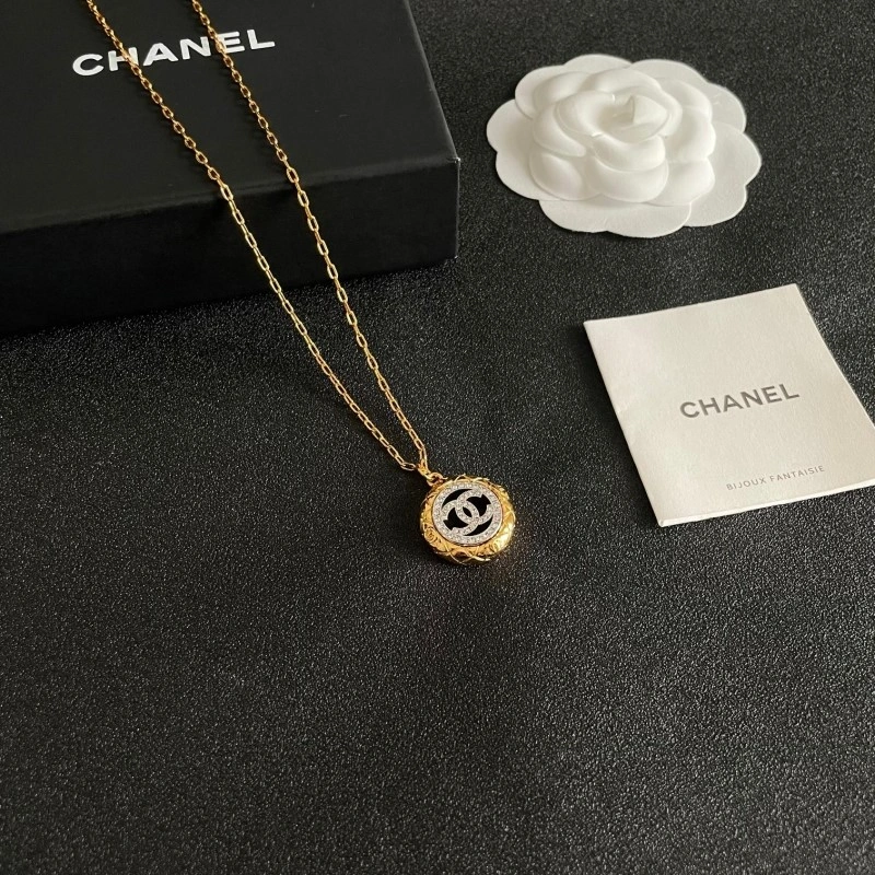 High accuracy Chanel Necklaces