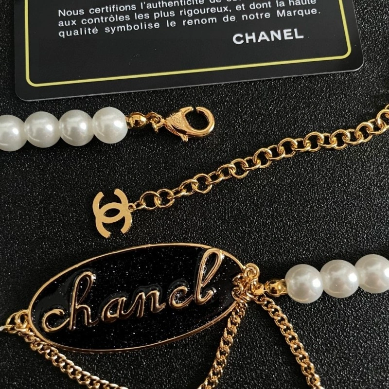 Bargain Chanel Necklaces