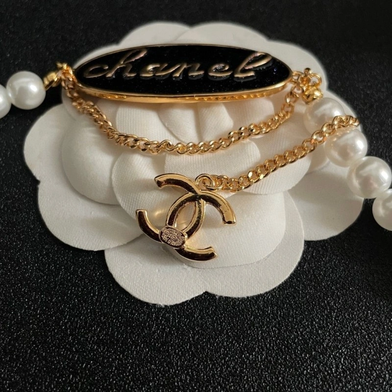 Bargain Chanel Necklaces