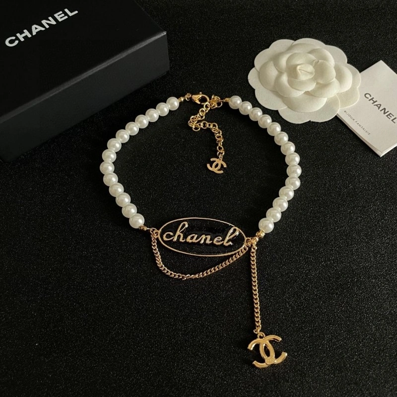 Bargain Chanel Necklaces