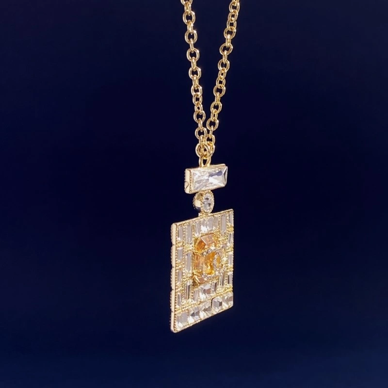 Top match Chanel Necklaces